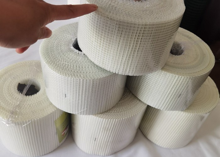 5X5Mesh 4"X50m 24 Rolls/Carton Fiber Glass Wire Mesh Screen For Inner Wall